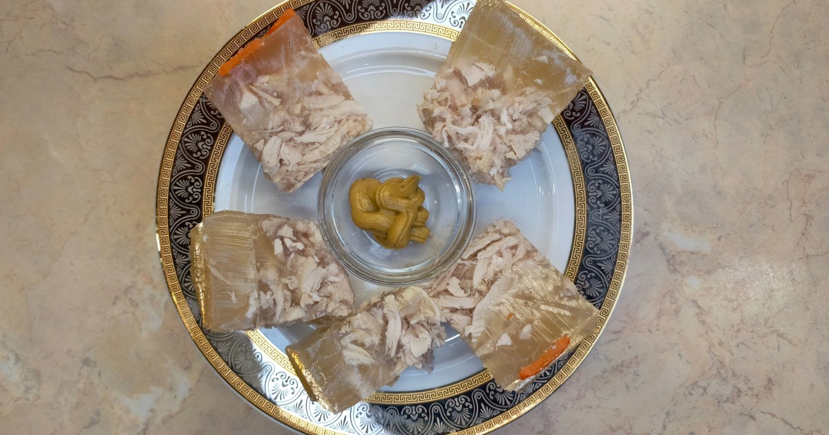 Холодец из курицы, пошаговый рецепт с фотографиями – Русская кухня ...